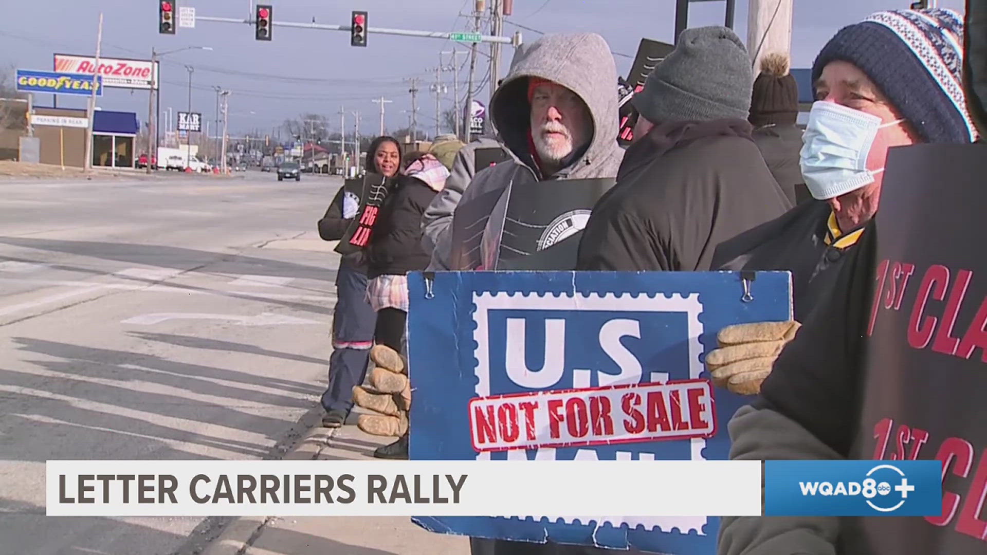 Letter carriers rally in Moline