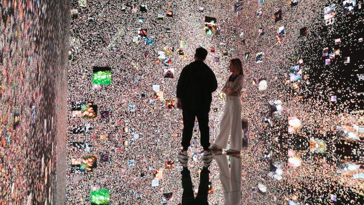 Some artists, museums embrace AI art; others call it a gimmick | 60 Minutes