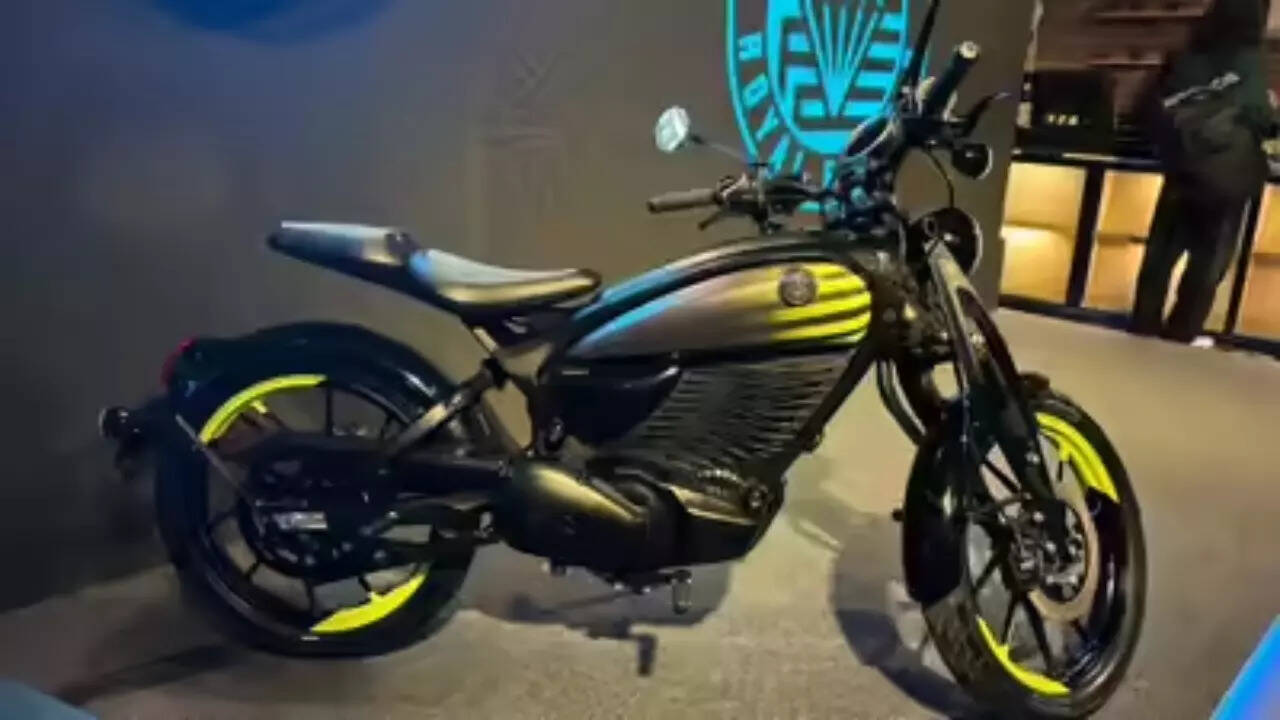 Royal Enfield Flying Flea spotted undisguised: Key details of first RE EV