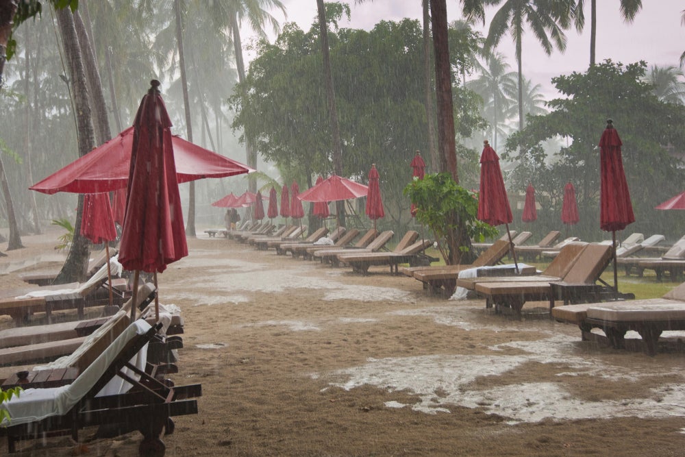 US hotels face double whammy of shutdown and severe weather