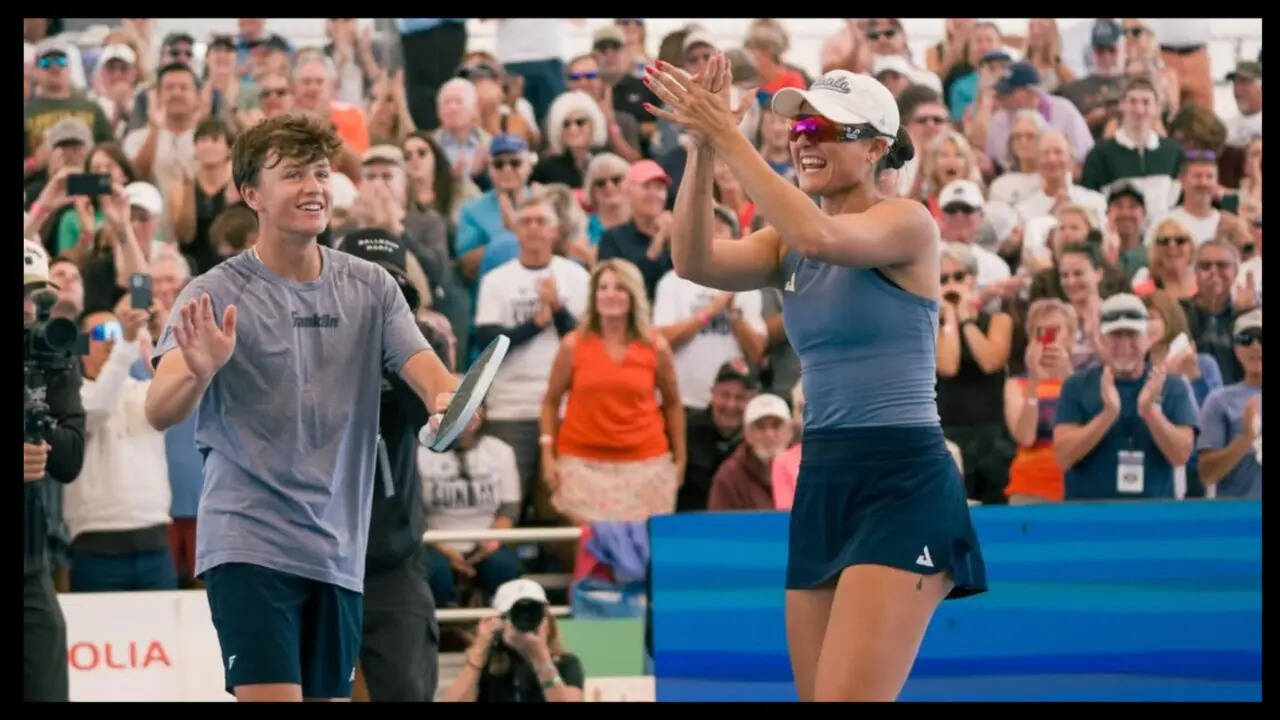 Anna Bright and Hayden Patriquin end Waters–Johns streak with straight ...