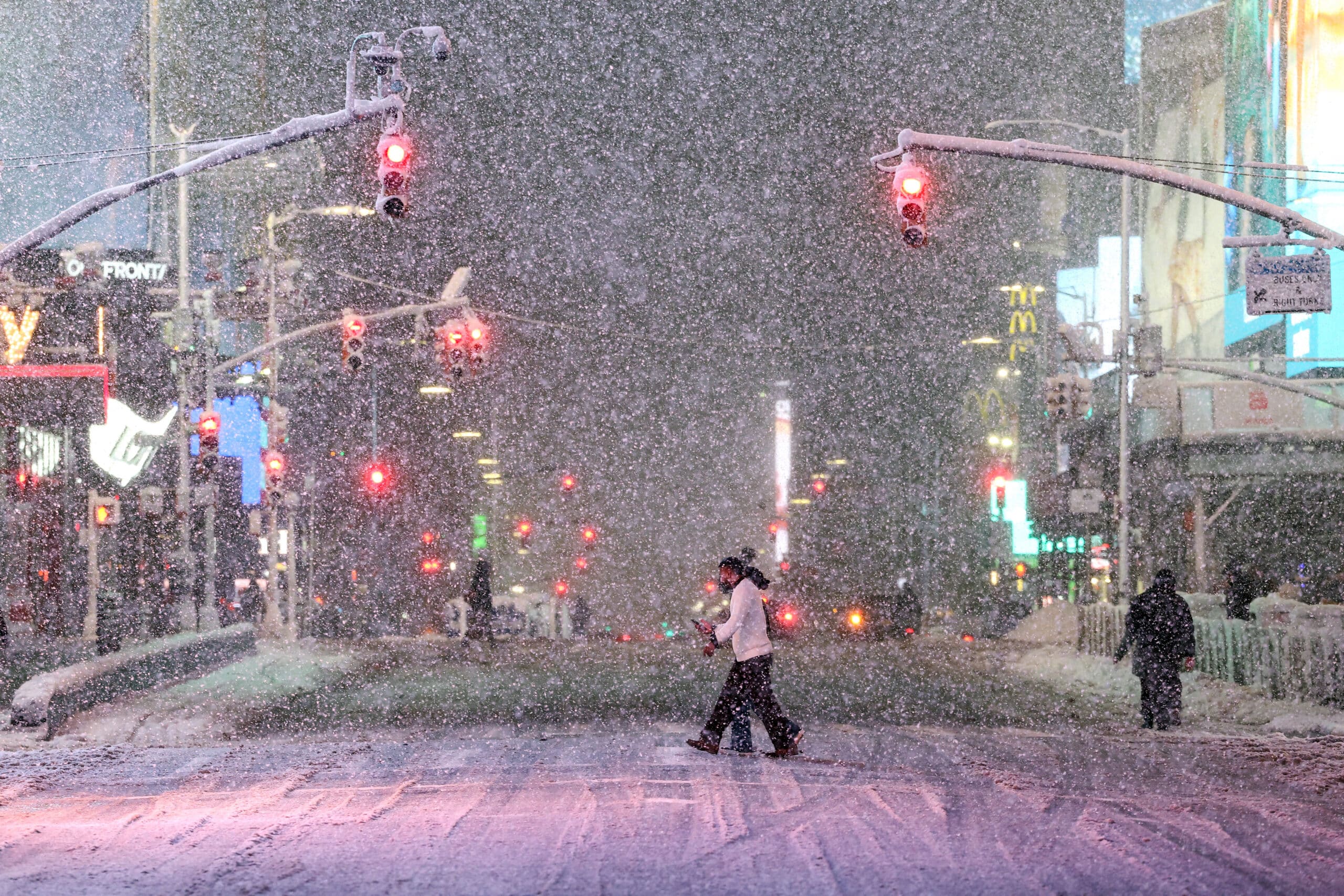 New York orders citywide travel ban as major storm hits US