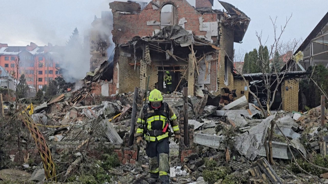 Grim determination in Ukraine as fourth anniversary of war nears