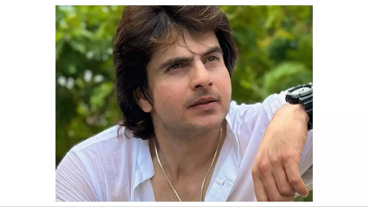 Rahil Azam: My parents are my first priority, work comes later