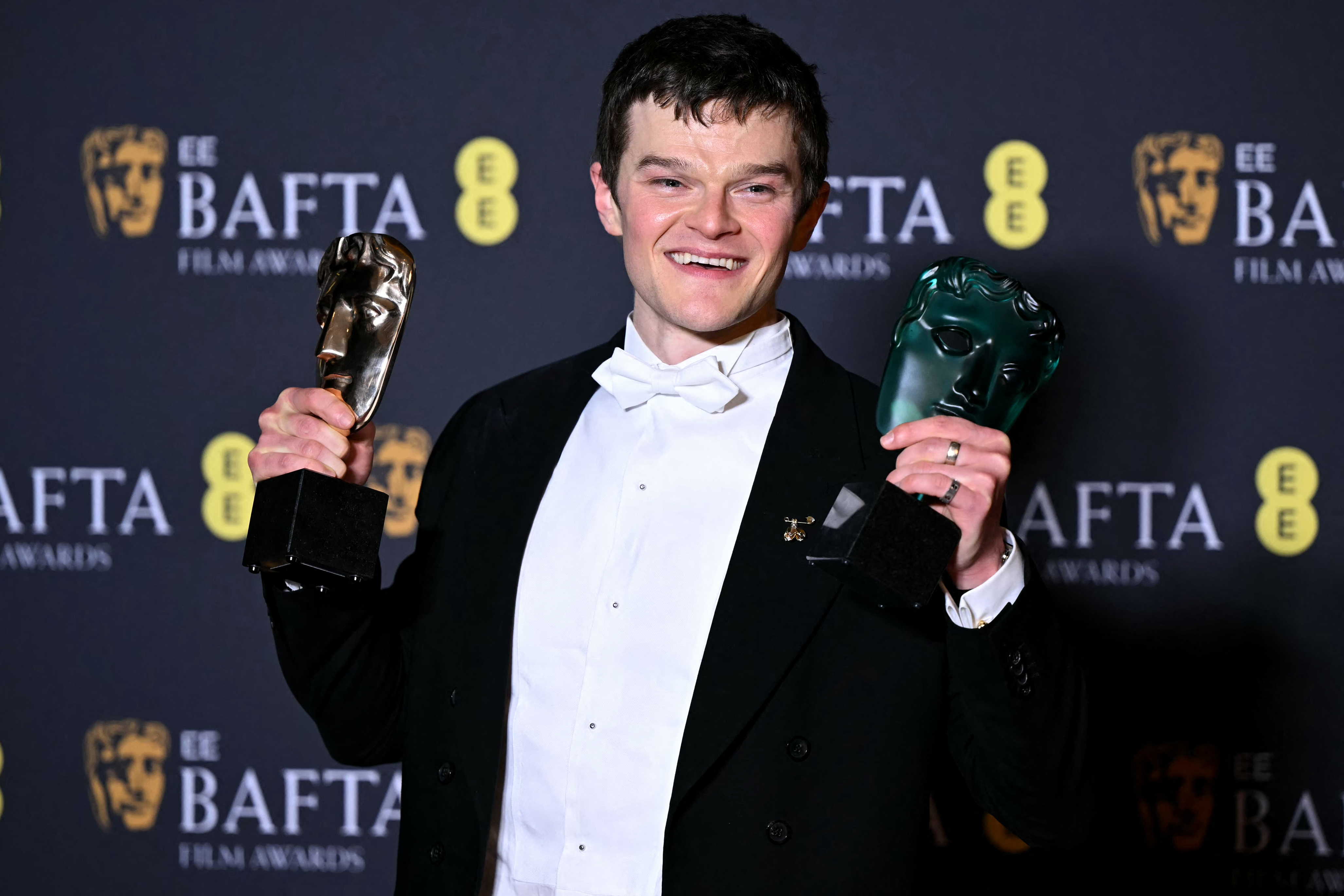 BAFTAs 2026: 'Proud' Leeds United fan Robert Aramayo wins best actor ...
