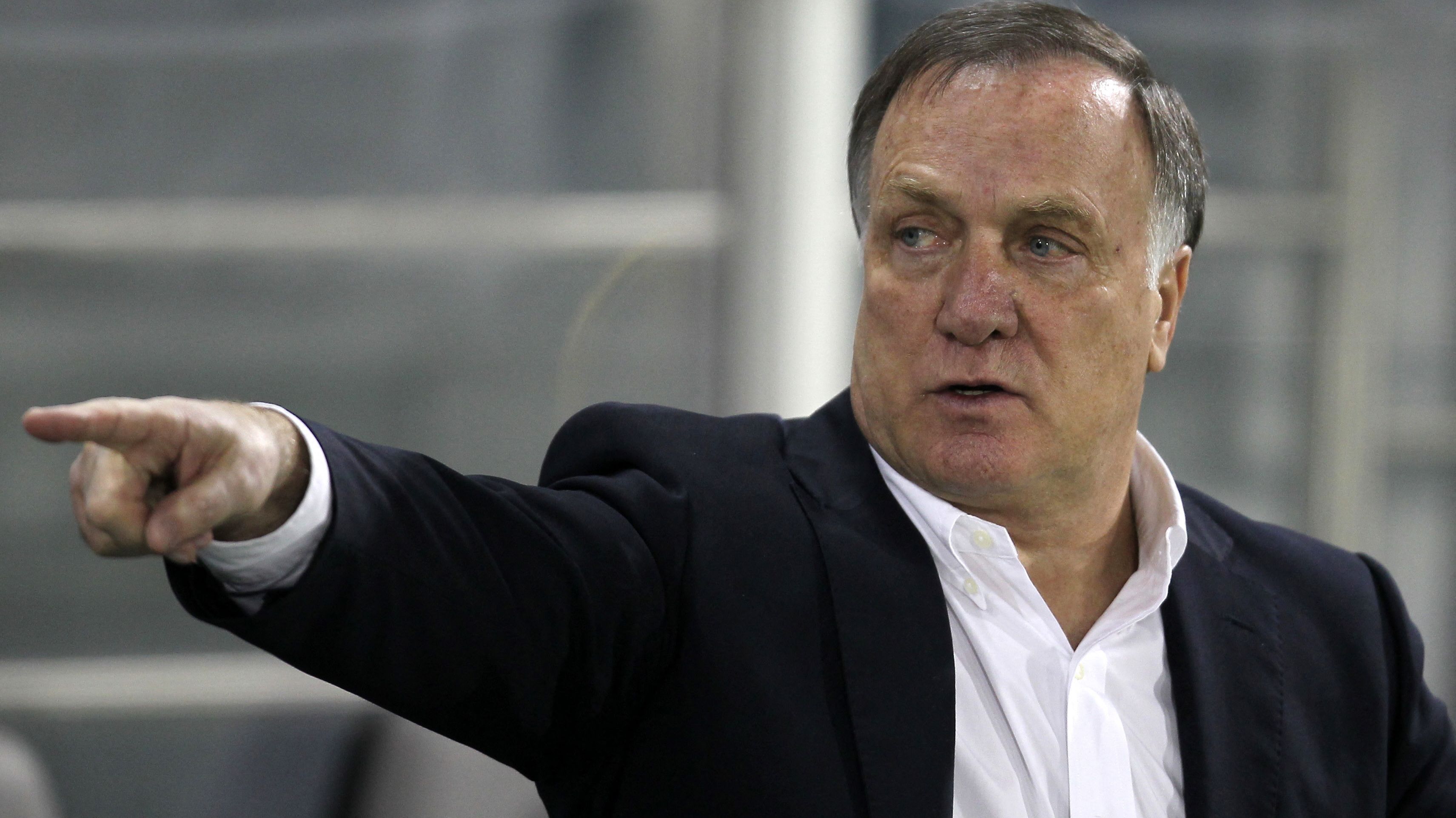 Dick Advocaat niet mee naar WK: Curaçao maakt direct opvolger bekend