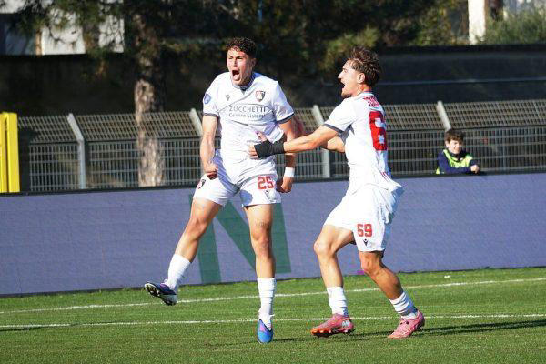 L’Aquila Montevarchi supera il Camaiore 2-0 al “Brilli Peri” e ...