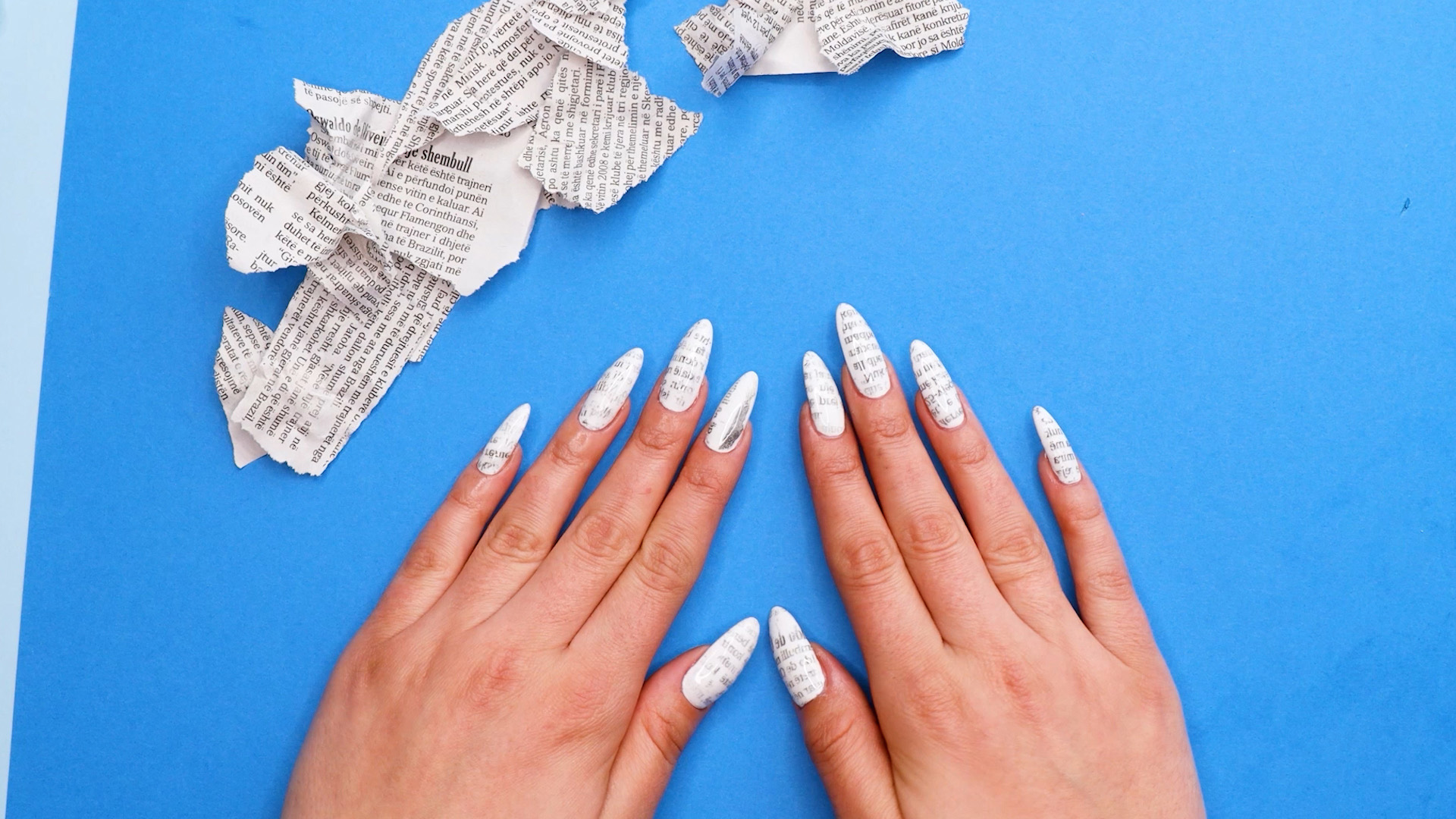 Newspaper nail art inspo