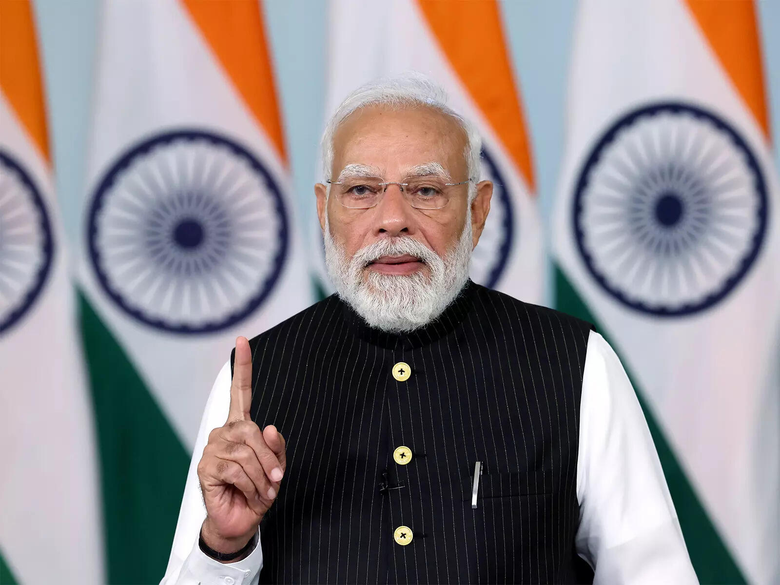 PM Modi calls for regaining Rabindranath Tagore's 'Sonar Bangla' in ...