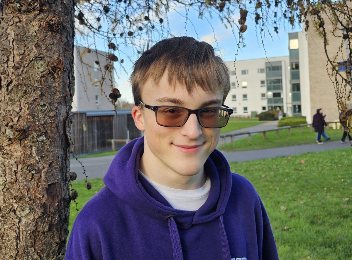 How I manage my money: Student, on £740 a month, with £5,000 in stocks ...