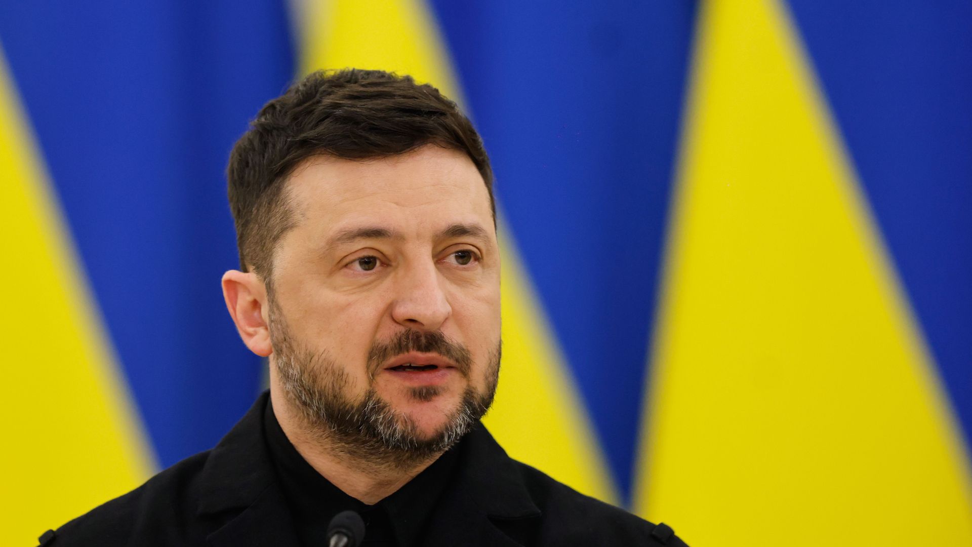 Ukraine: Wolodymyr Selenskyj warnt, Wladimir Putin habe dritten ...