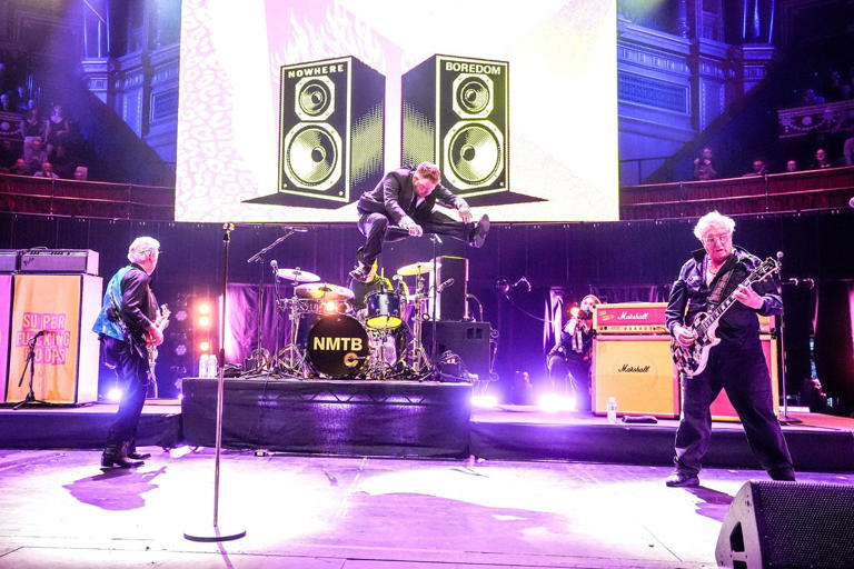 Punk legends announce special anniversary tour