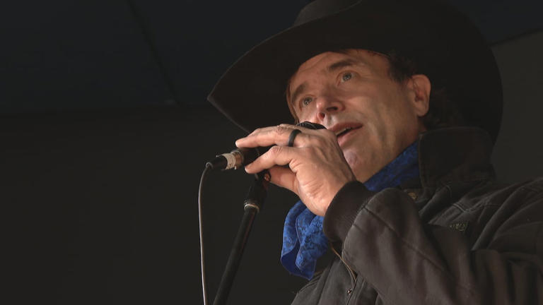 Country singer Corb Lund relaunches provincewide petition to ban new ...