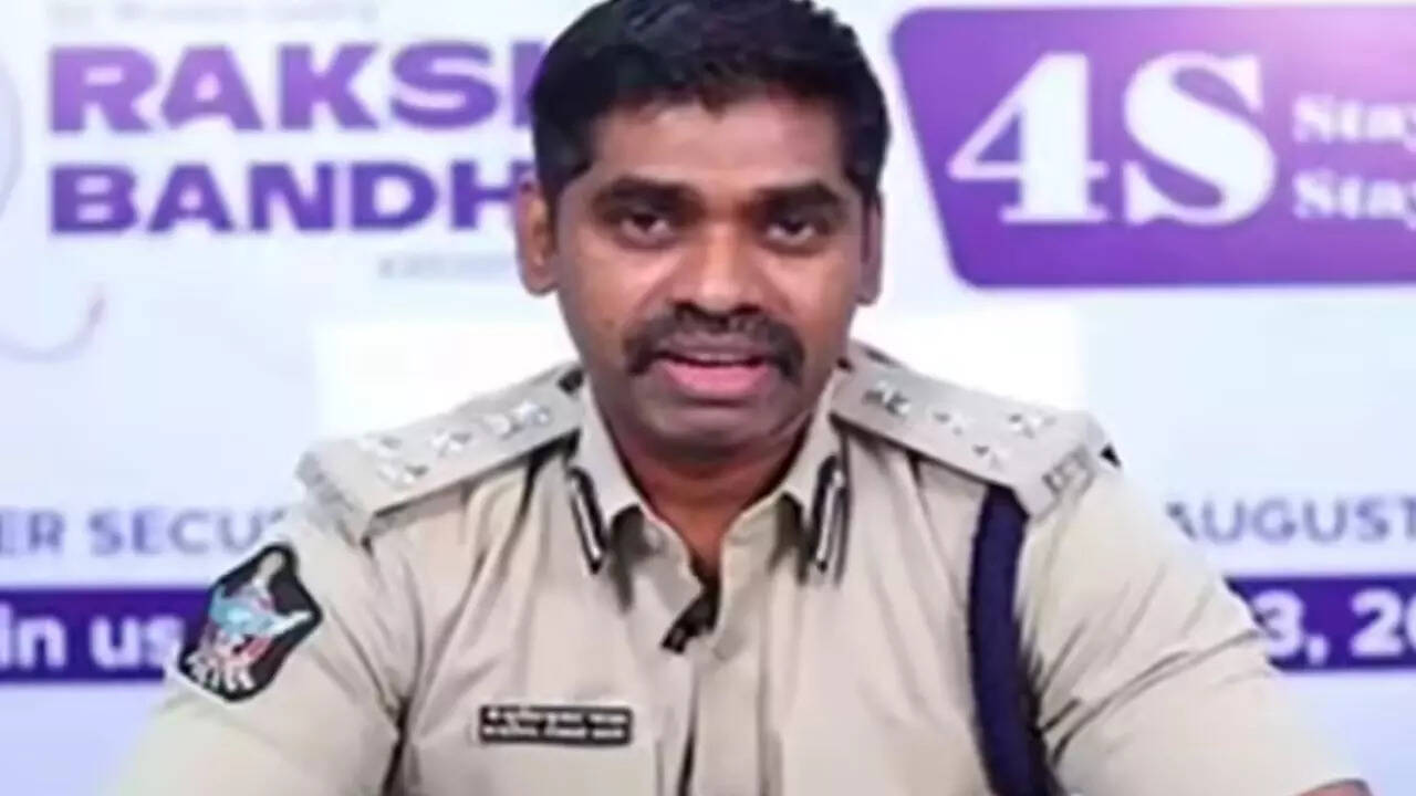 Andhra Police arrest Bihar IG Sunil Kumar Naik in connection with ...