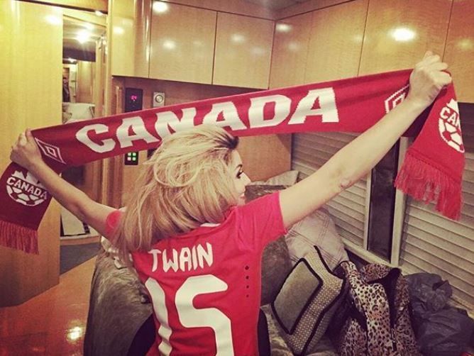 Shania Twain: From mustard lunches to stadium lights