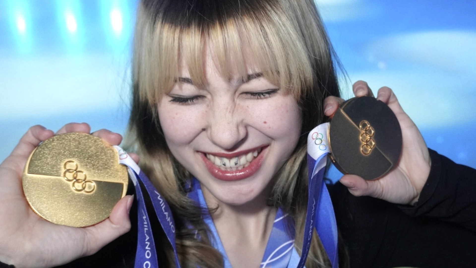 The skater's discreet piercing intrigues spectators