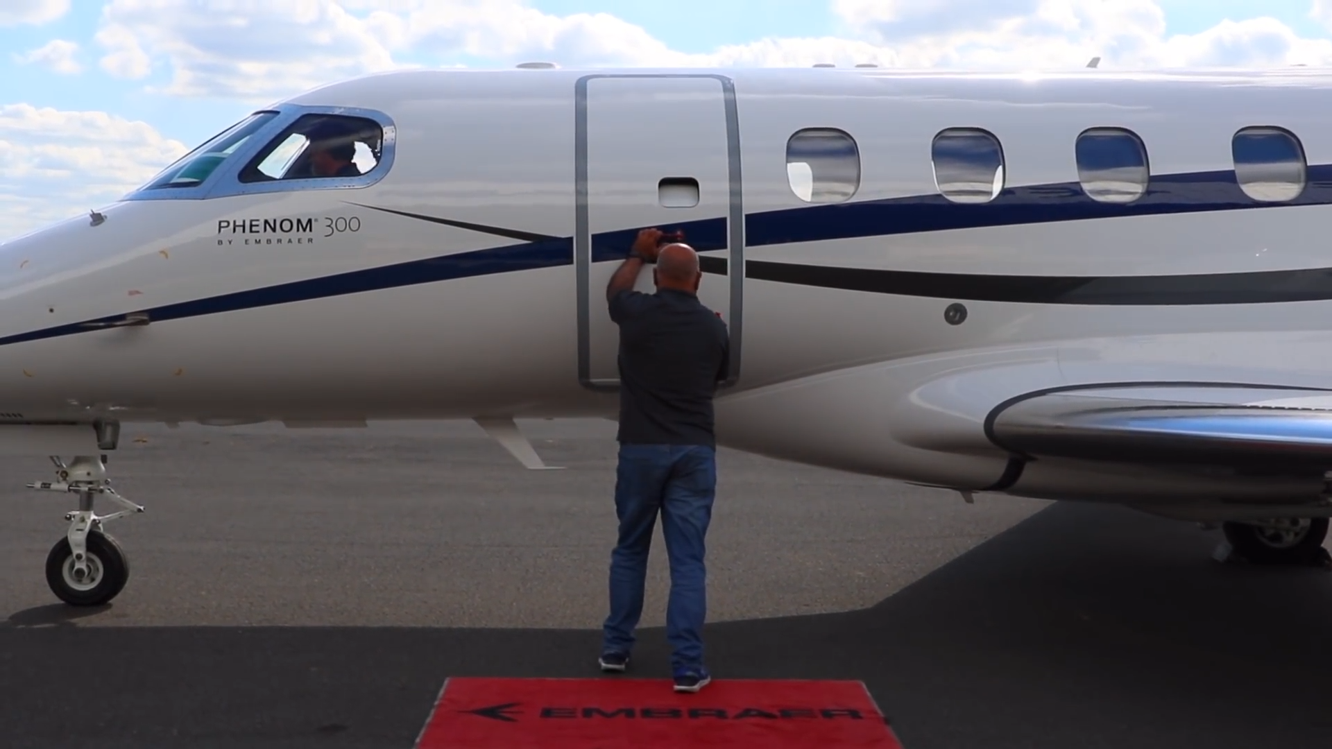 Watch the Phenom 300 explode off the runway