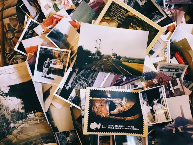 The psychology behind why we romanticize certain historical periods