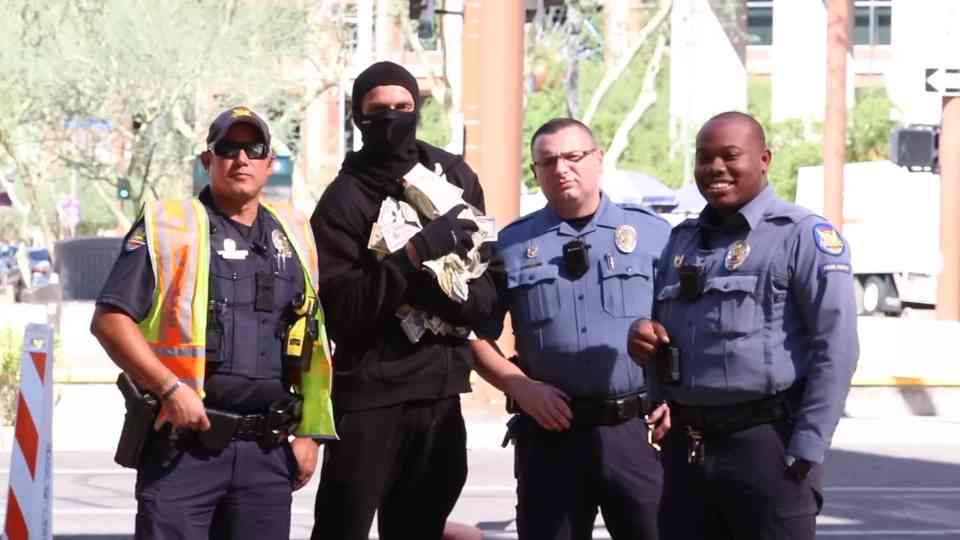 Fake bank robbery prank sends strangers into panic