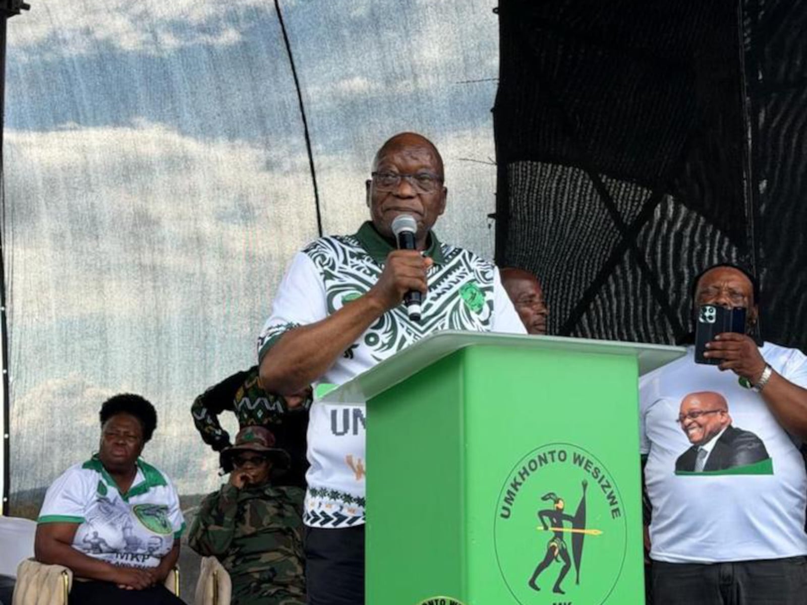 Zuma calls Ramaphosa 'a white boy stuck in a black skin'