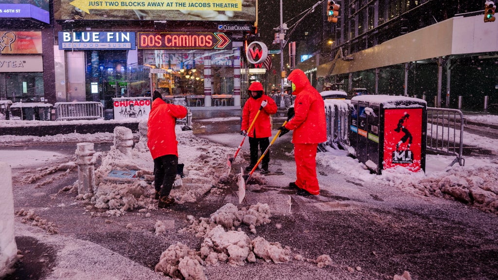 Blizzard churns out one of NYC's top 10 snow totals