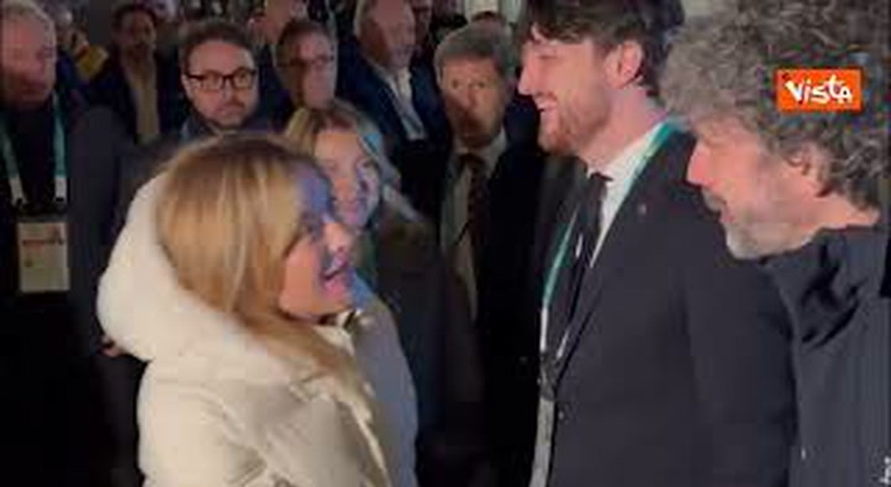 Milano Cortina 2026, il presidente del Veneto Stefani accoglie Meloni ...