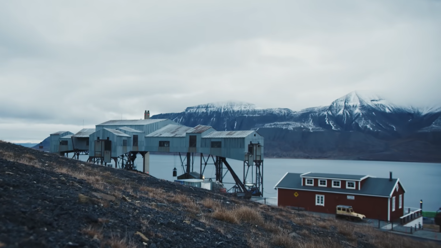 He tried to reach the most northern town - immigration had other plans