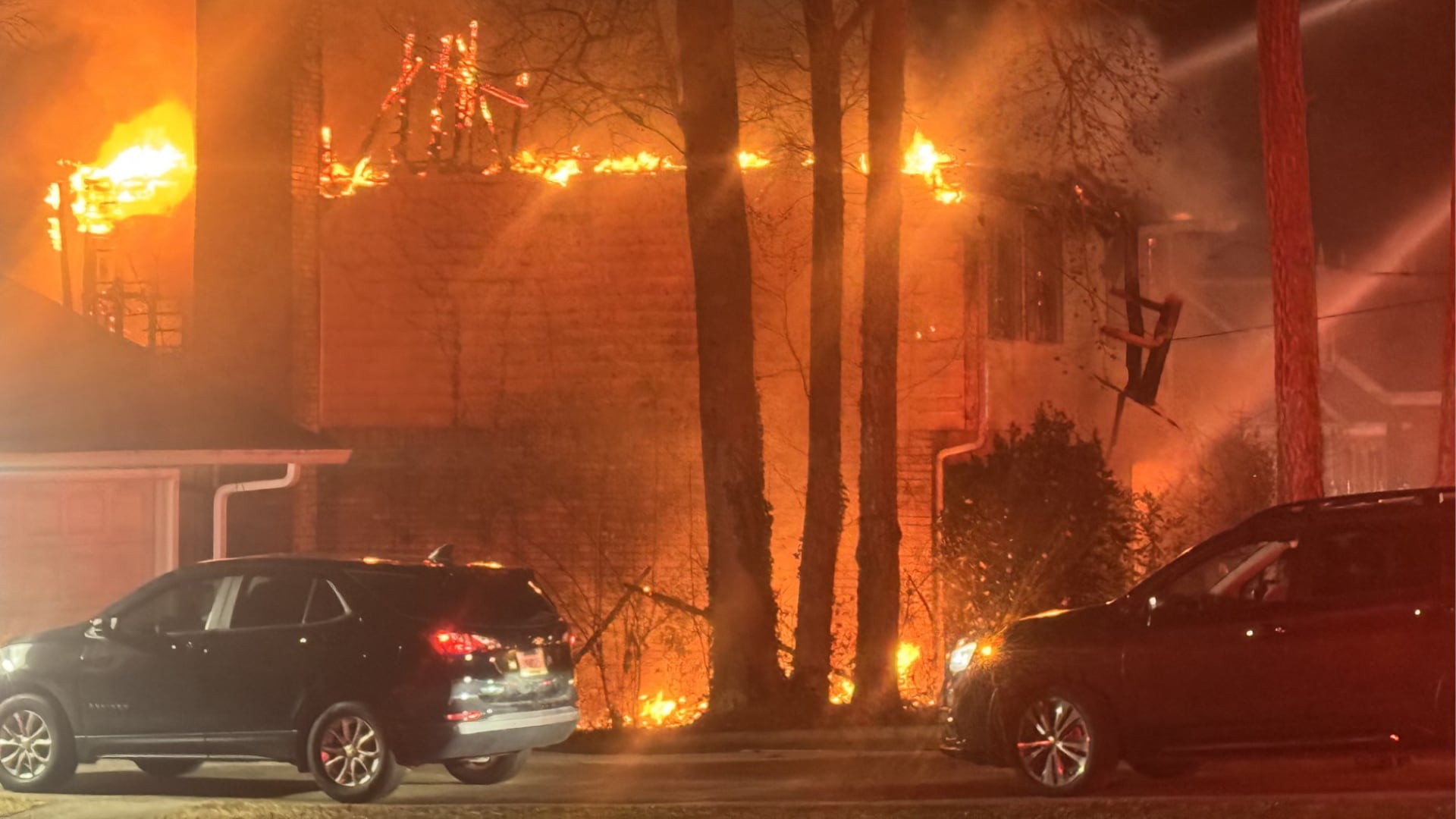 Fires mark frigid Monday morning in metro Atlanta