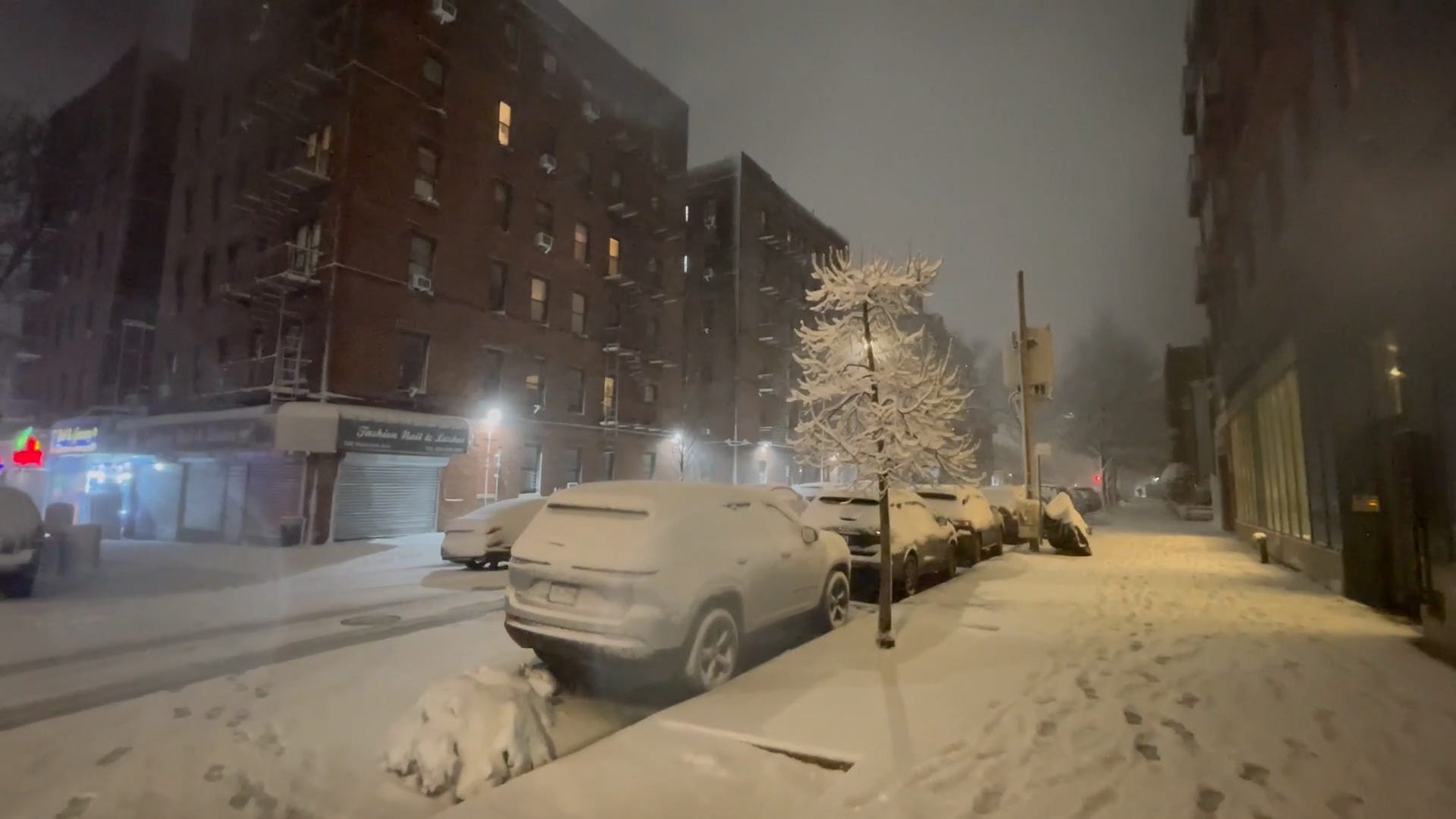 Blizzard hits Northeast with more than 2 feet of snow expected in New ...
