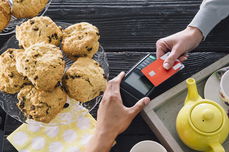 Here's what happens when you stop using cash