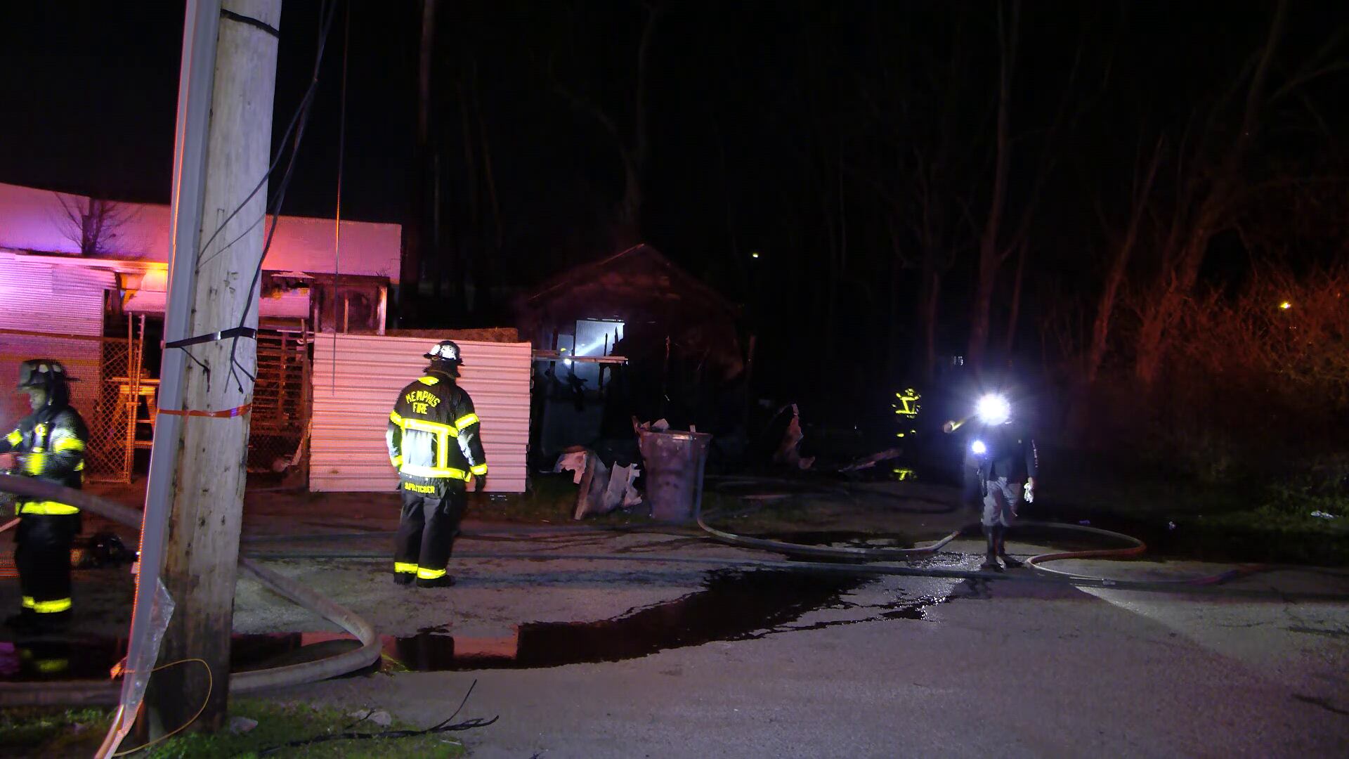 Memphis firefighters respond to 2 overnight fires