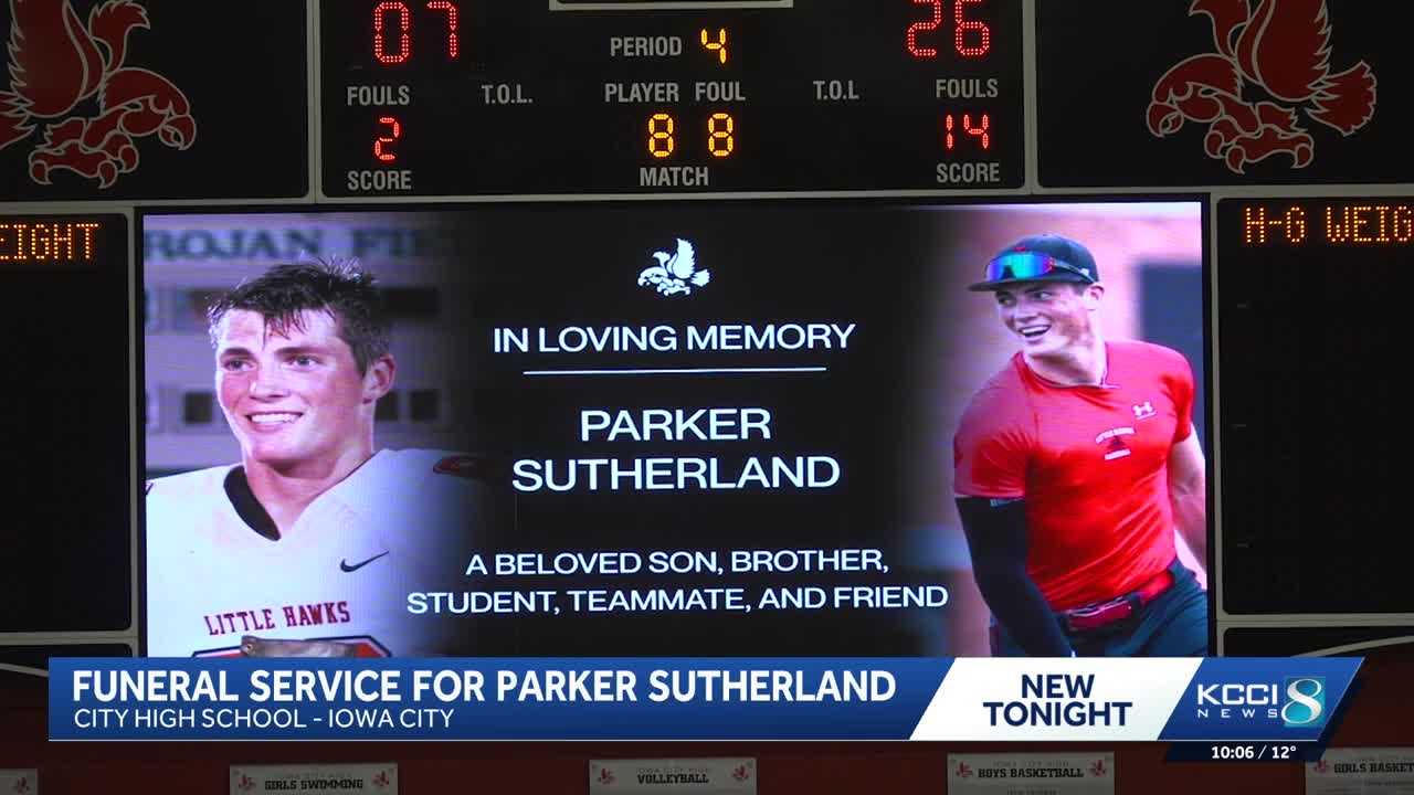 Iowa City community gathers to honor UNI football player Parker Sutherland