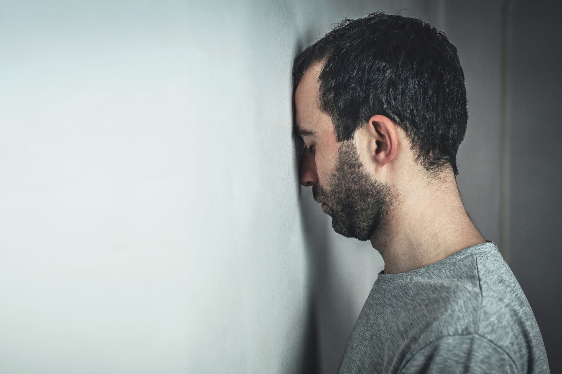 Are you depressed? 20 signs to watch for, according to experts
