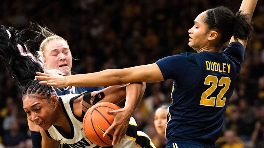 WBB rankings: Projected AP Top 25 after Iowa upsets Michigan
