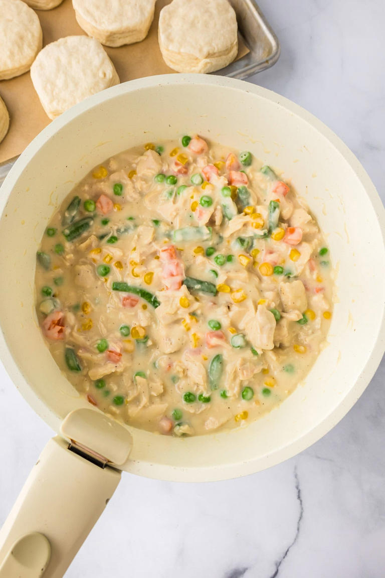 Biscuit chicken pot pie