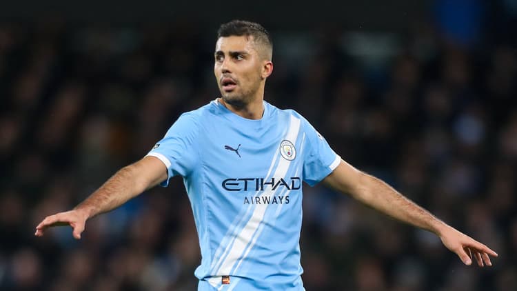 Real Madrid news: Rodri's transfer statement rocks Man City