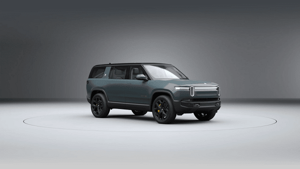 Launch control unlocked—Rivian’s software update makes old R1s feel new
