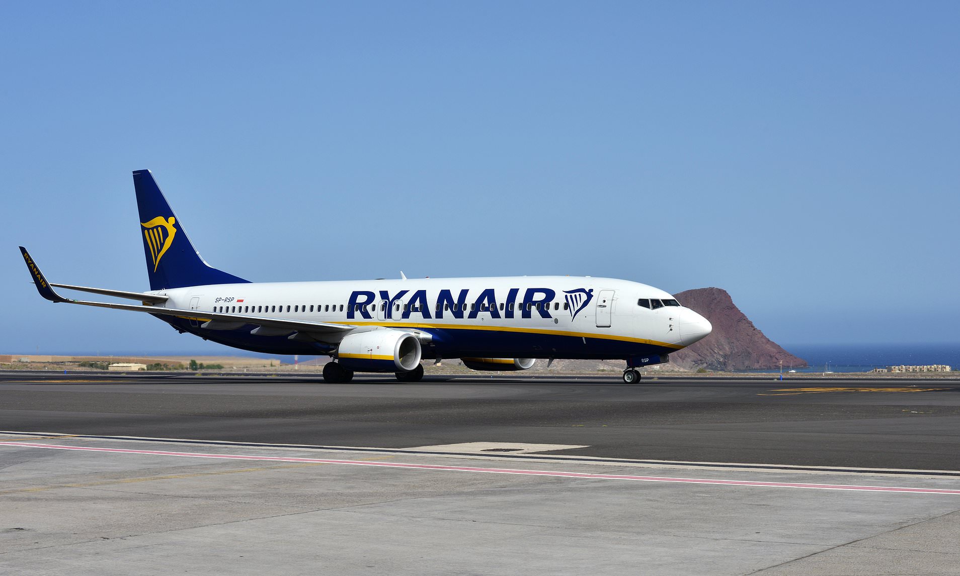 Ryanair threatens to cut even more routes to Brits' favourite holiday ...