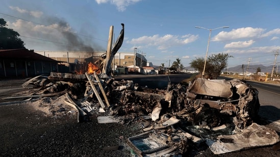 Mexico news highlights: Mexico deploys 2,500 troops after drug lord El ...