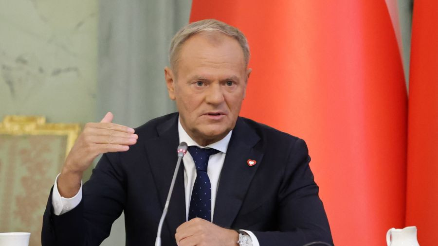 7000 złotych w kwietniu dla seniorów. Tego jeszcze nie było. Zobacz 12. ...