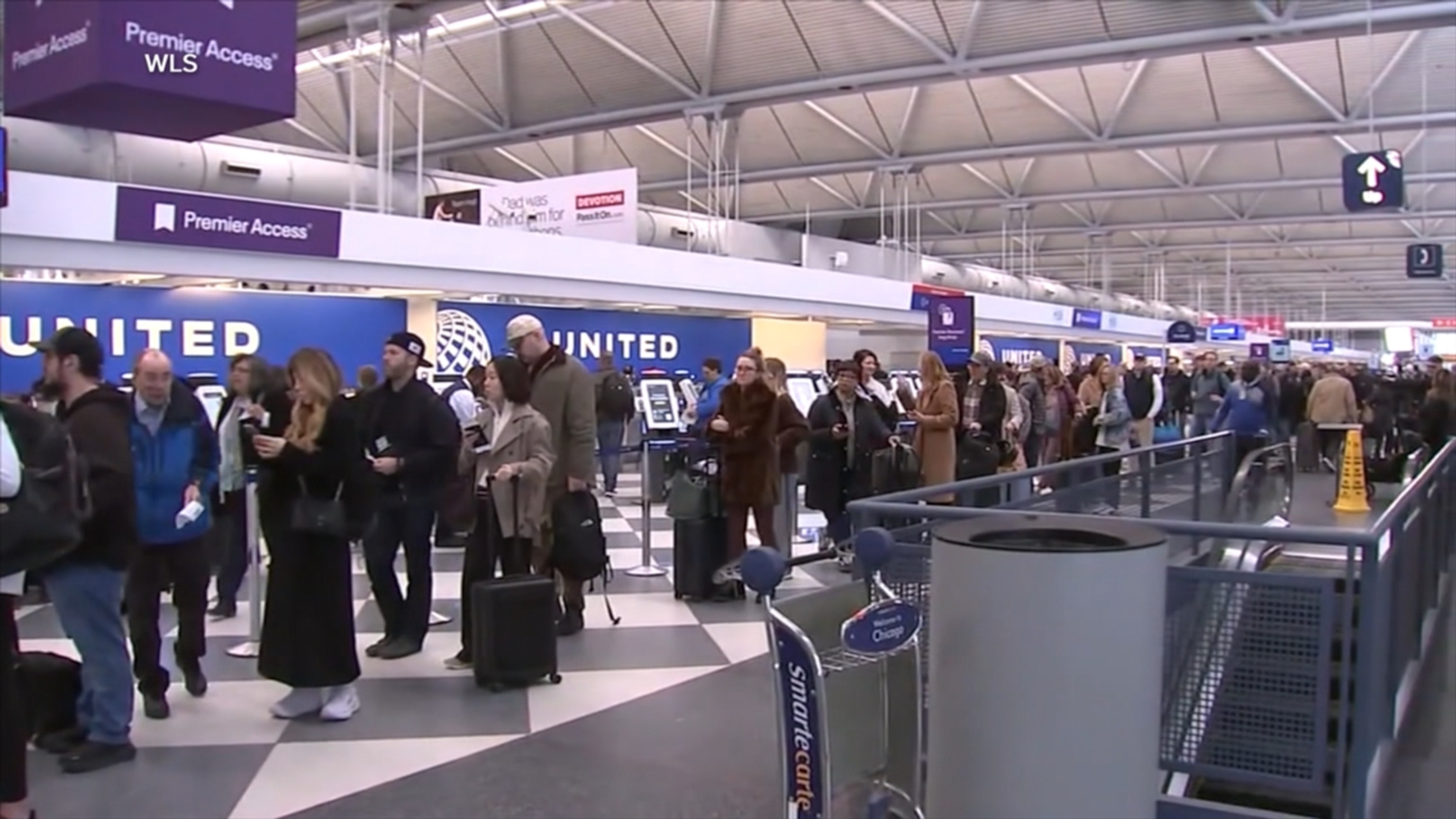 Historic blizzard disrupts air travel