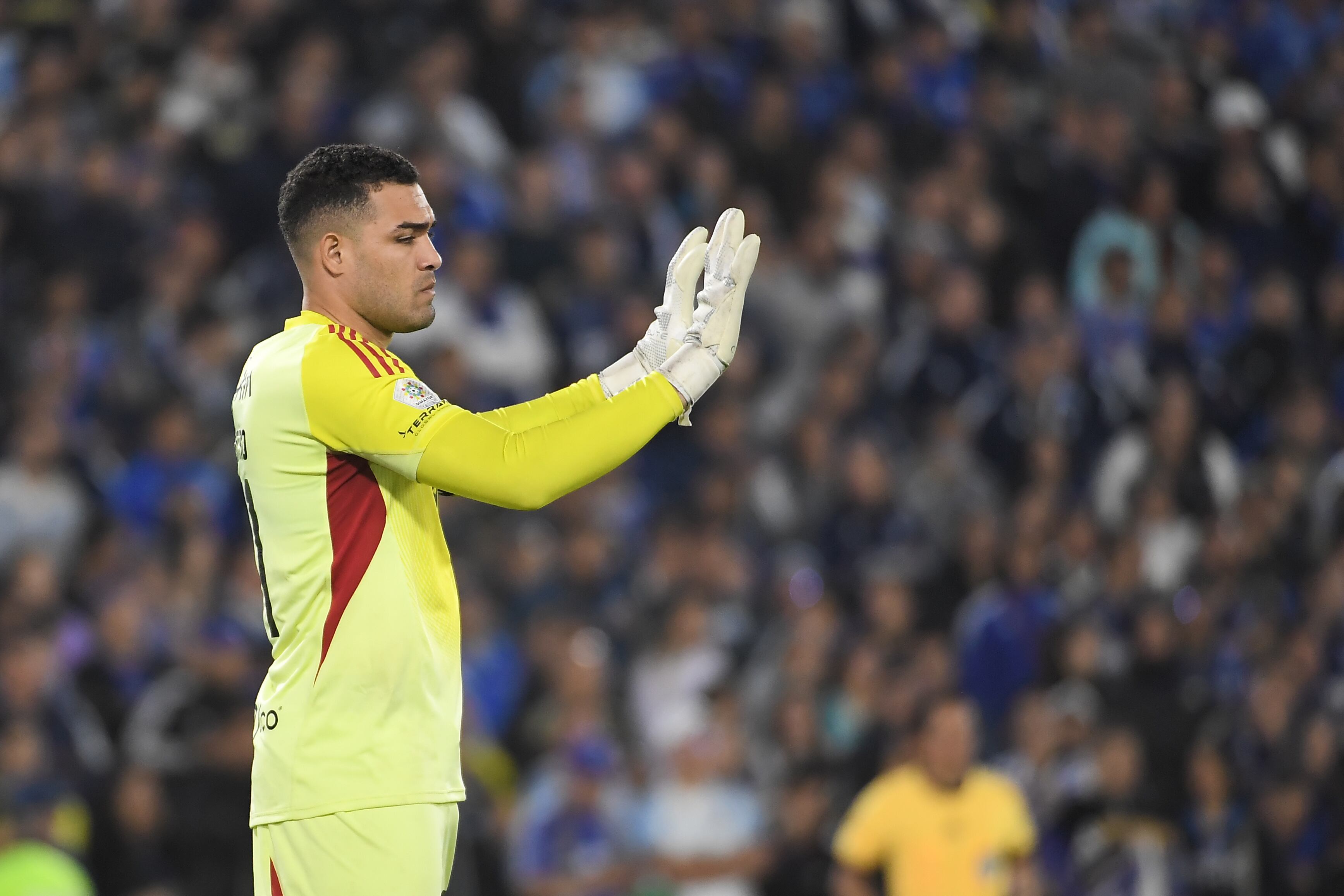 Álvaro Montero se lució en la victoria de Vélez Sarsfield sobre River ...