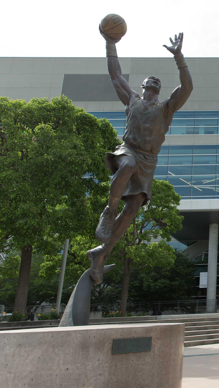 Statues of NBA players around the world: Dwyane Wade, Kobe Bryant, and more
