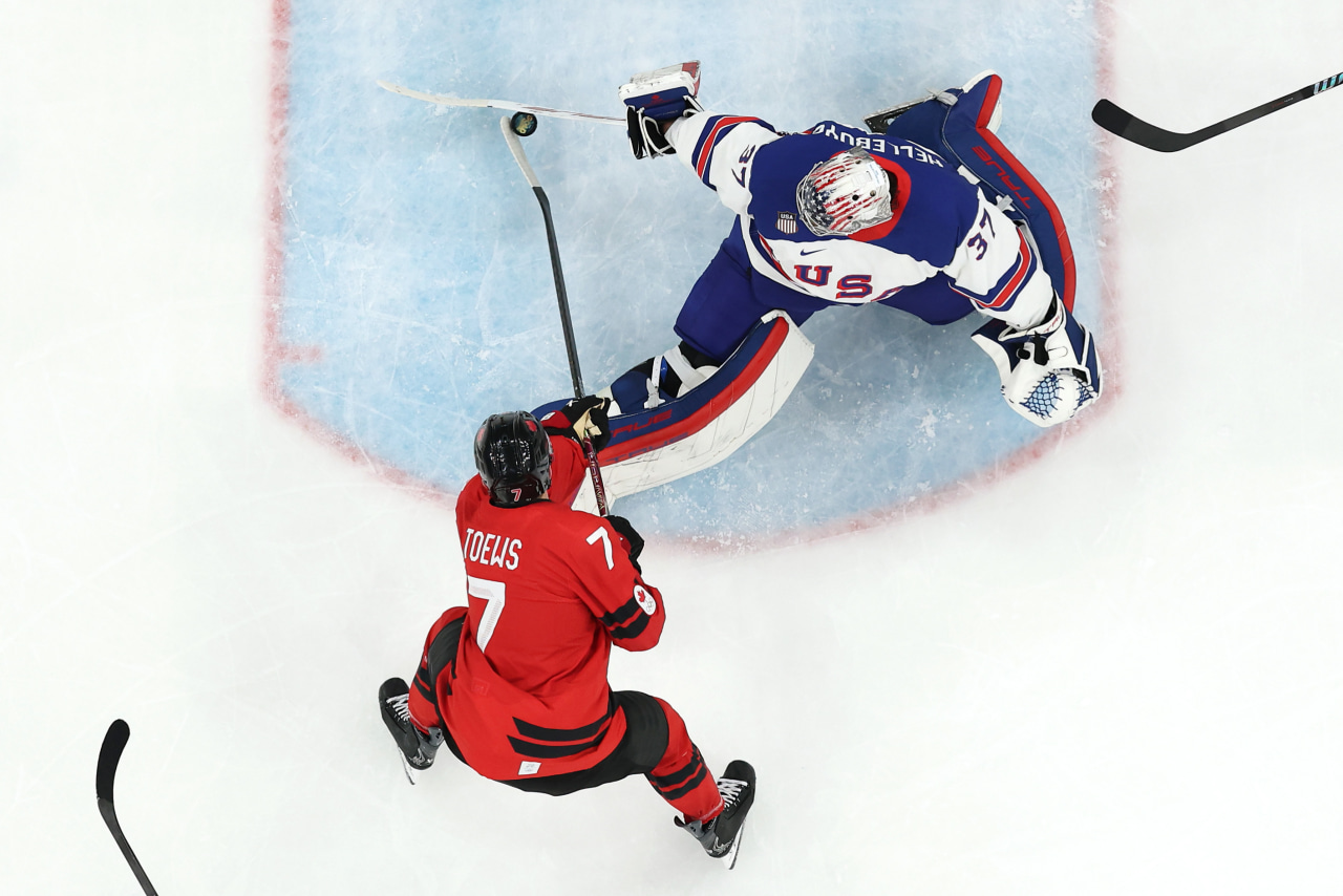 The hockey goalie who saved Team USA—and won America a gold medal