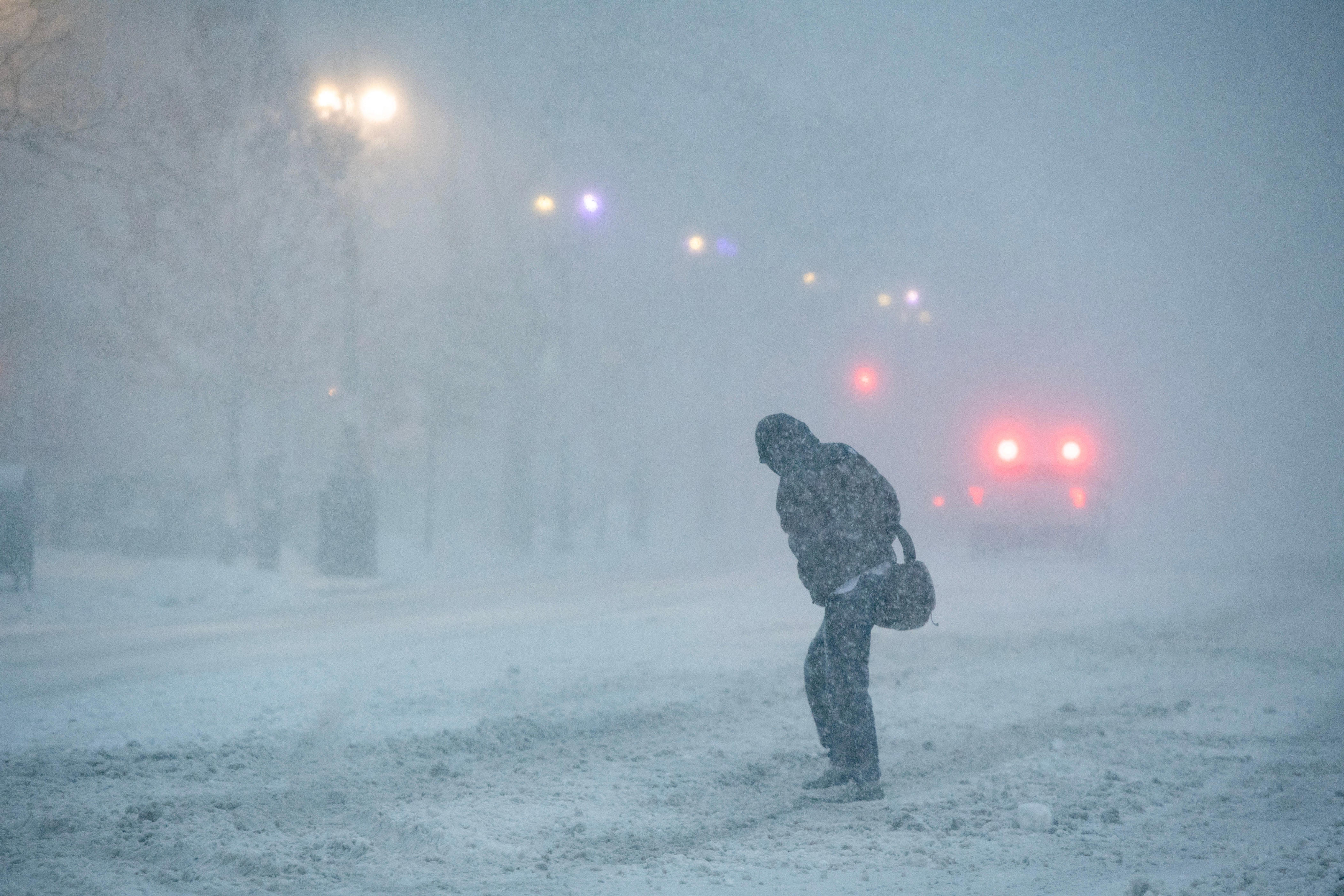 Blizzard winds hit hurricane strength in Massachusetts. See speeds