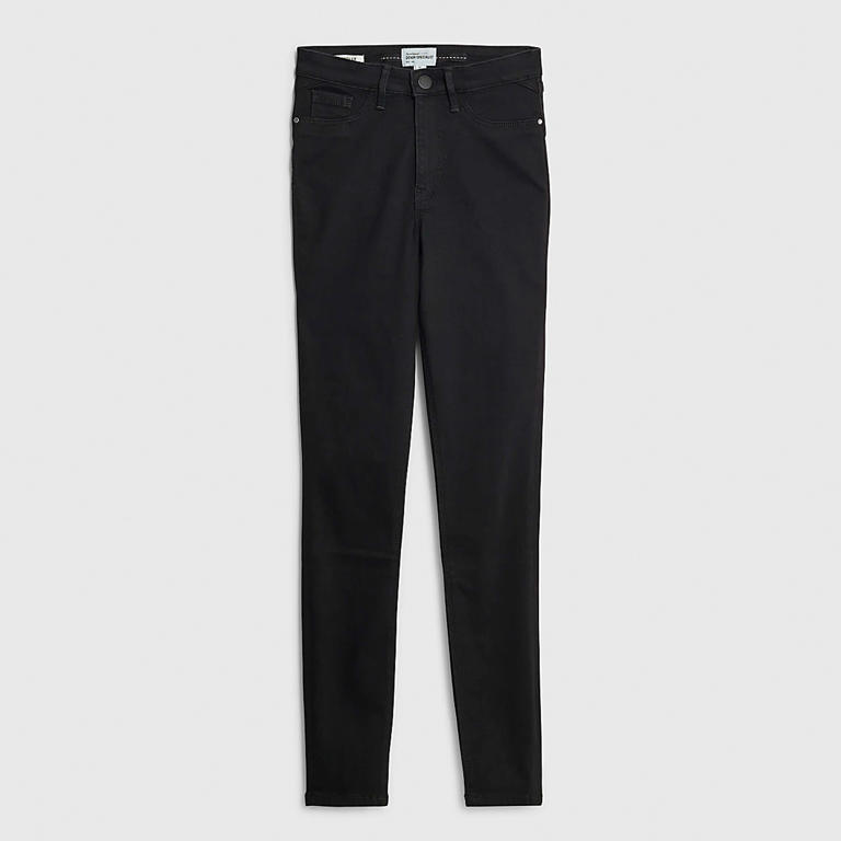 Cat Deeley returns to This Morning with the chicest jeans and a nice ...