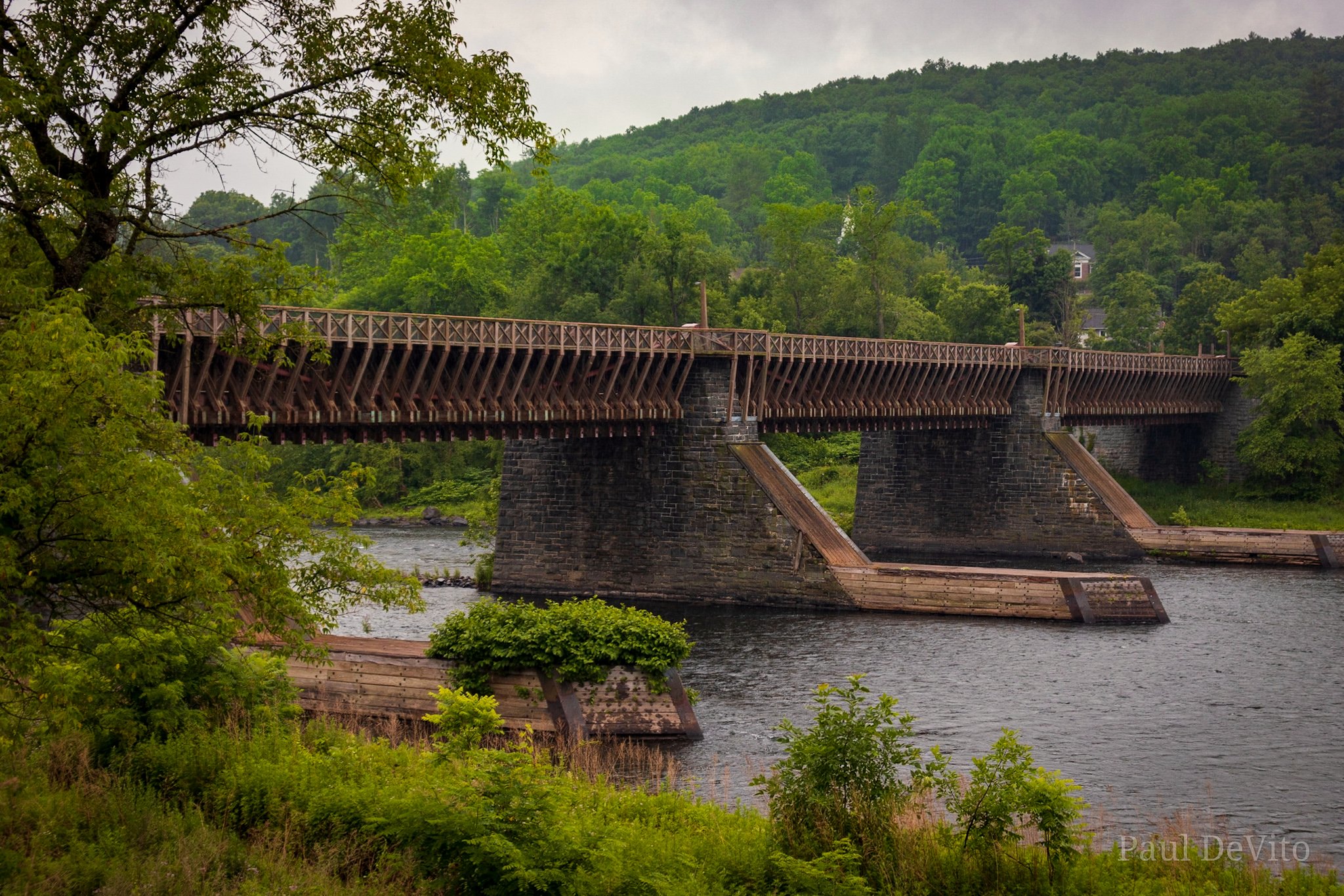 18 oldest suspension bridges spanning US rivers