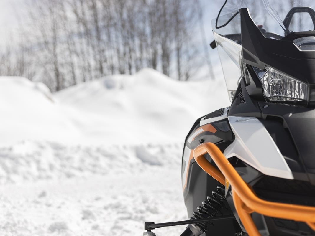 NJ man dies after snowmobile crashes into tree, police say