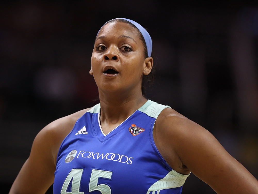Former WNBA champ Kara Braxton dead at 43