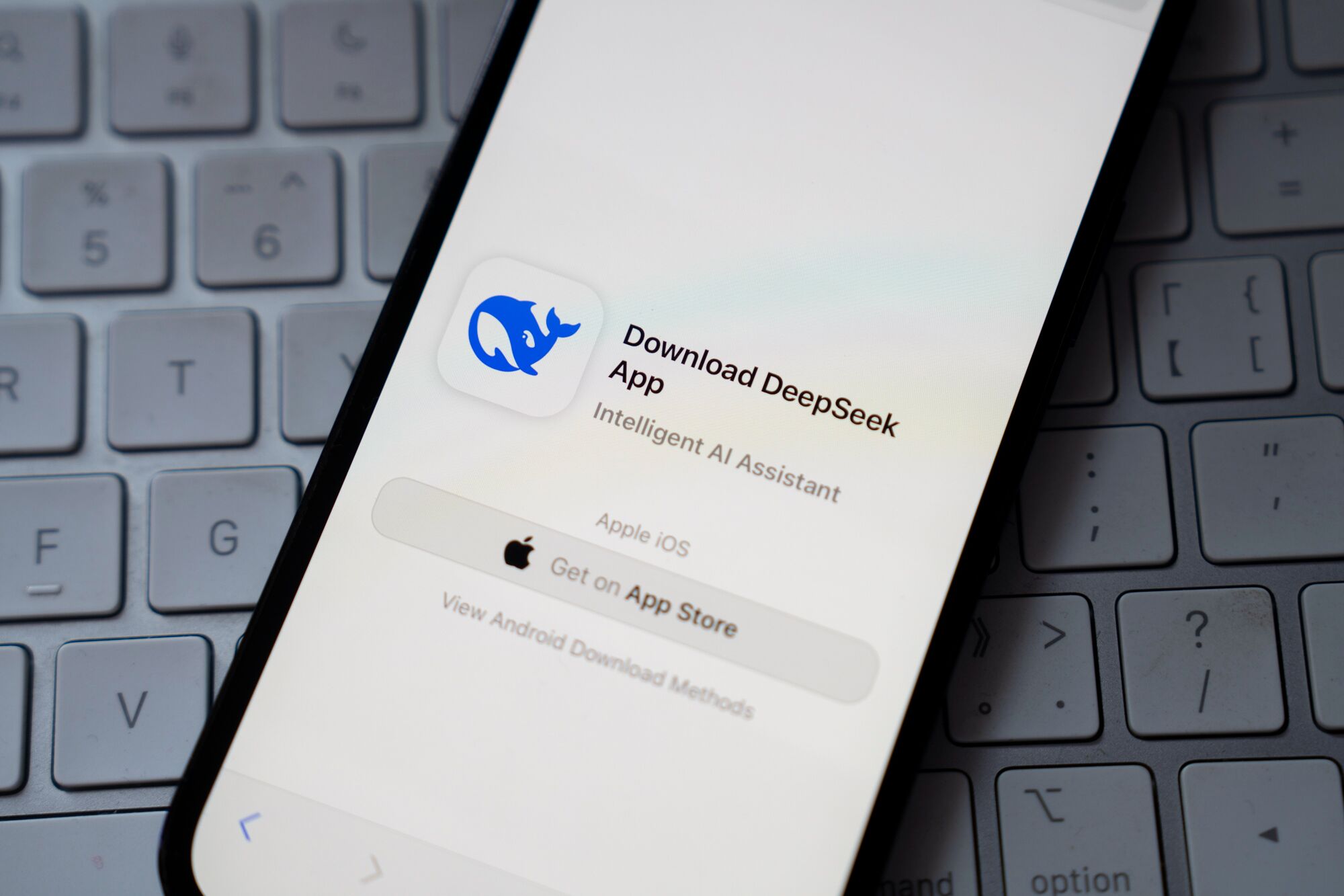 Anthropic says DeepSeek, MiniMax distilled AI models for gains